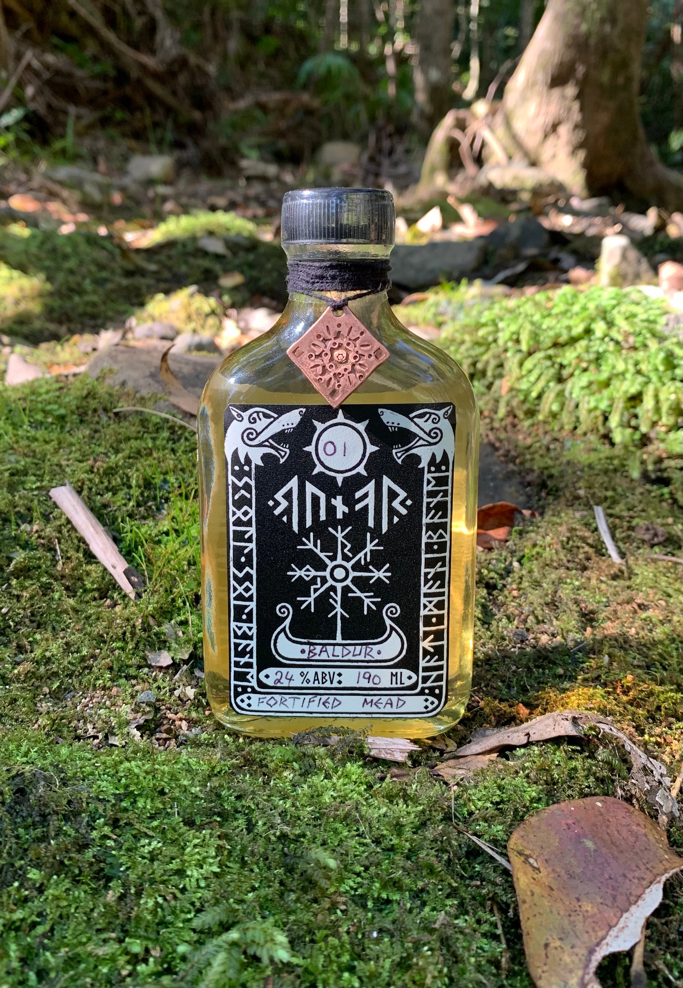 BALDUR Fortified Mead with Limited Edition BALDUR Amulet (1) | STELLAR ...